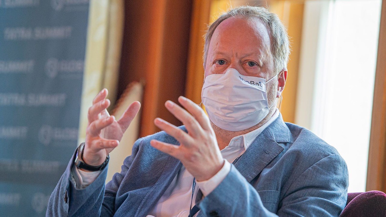 采访:安迪·帕尔默谈阿斯顿·马丁退役后的生活《工程师